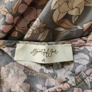 A Beautiful Soul | Tops | A Beautiful Soul Floral Blouse Gray Pink Boho ...